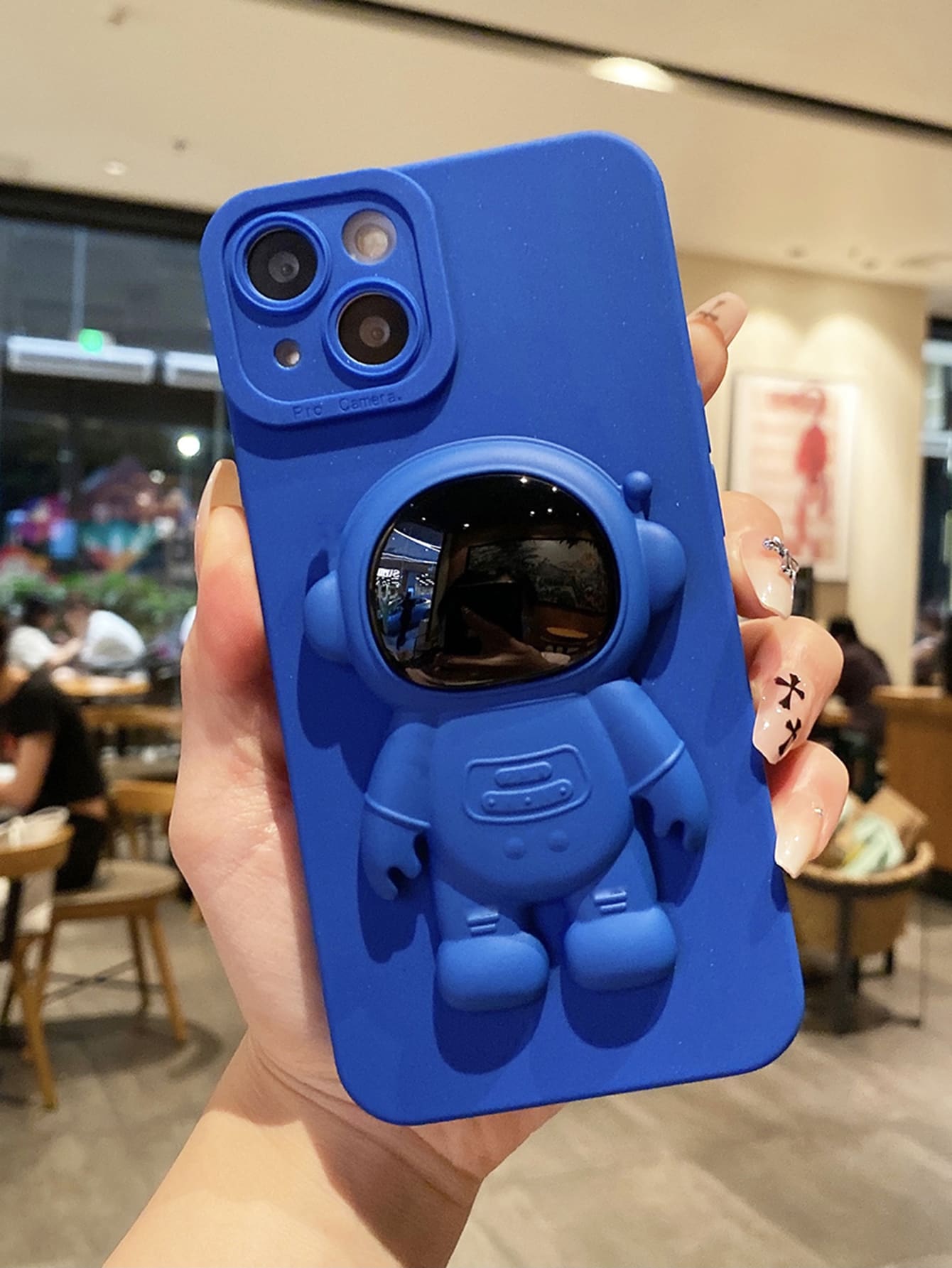 Solid Phone Case With Astronaut Holder