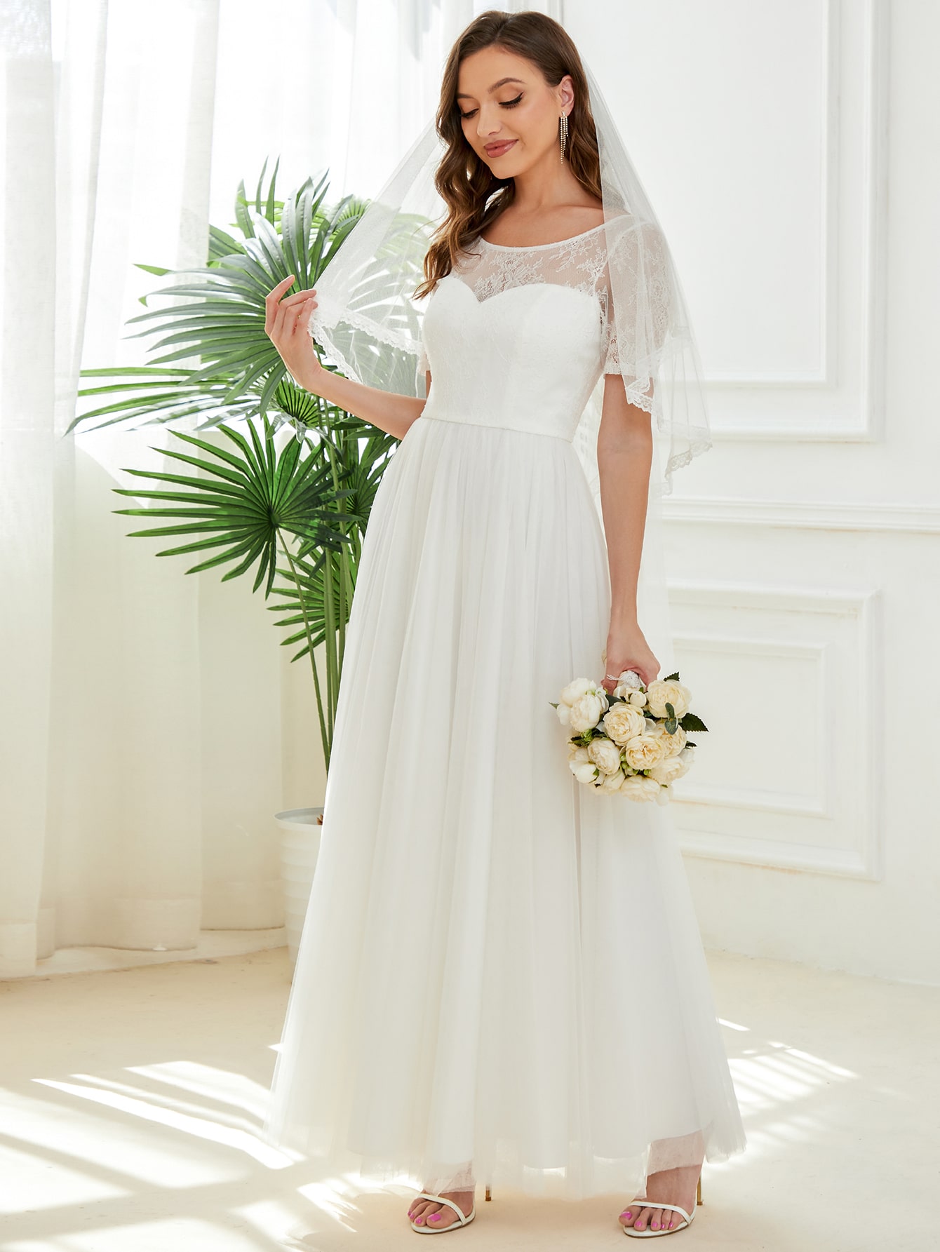 EVER-PRETTY Contrast Lace Mesh Wedding Dress Without Veil