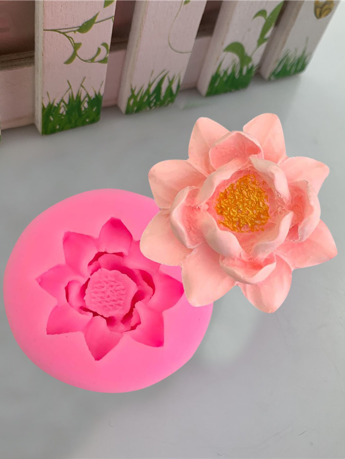 1pc Flower Shaped DIY Silicone Mold