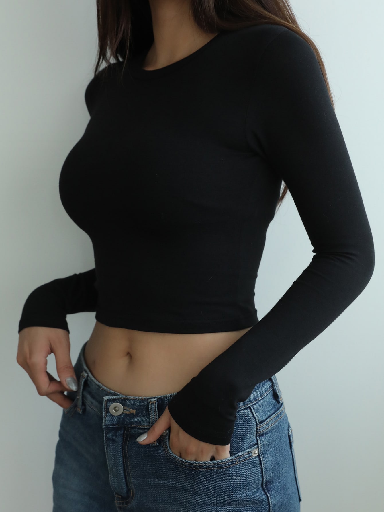 DAZY Solid Crop Slim Tee