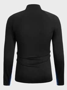 ROMWE MEN Guys Letter Graphic Mock Neck Tee | SHEIN USA