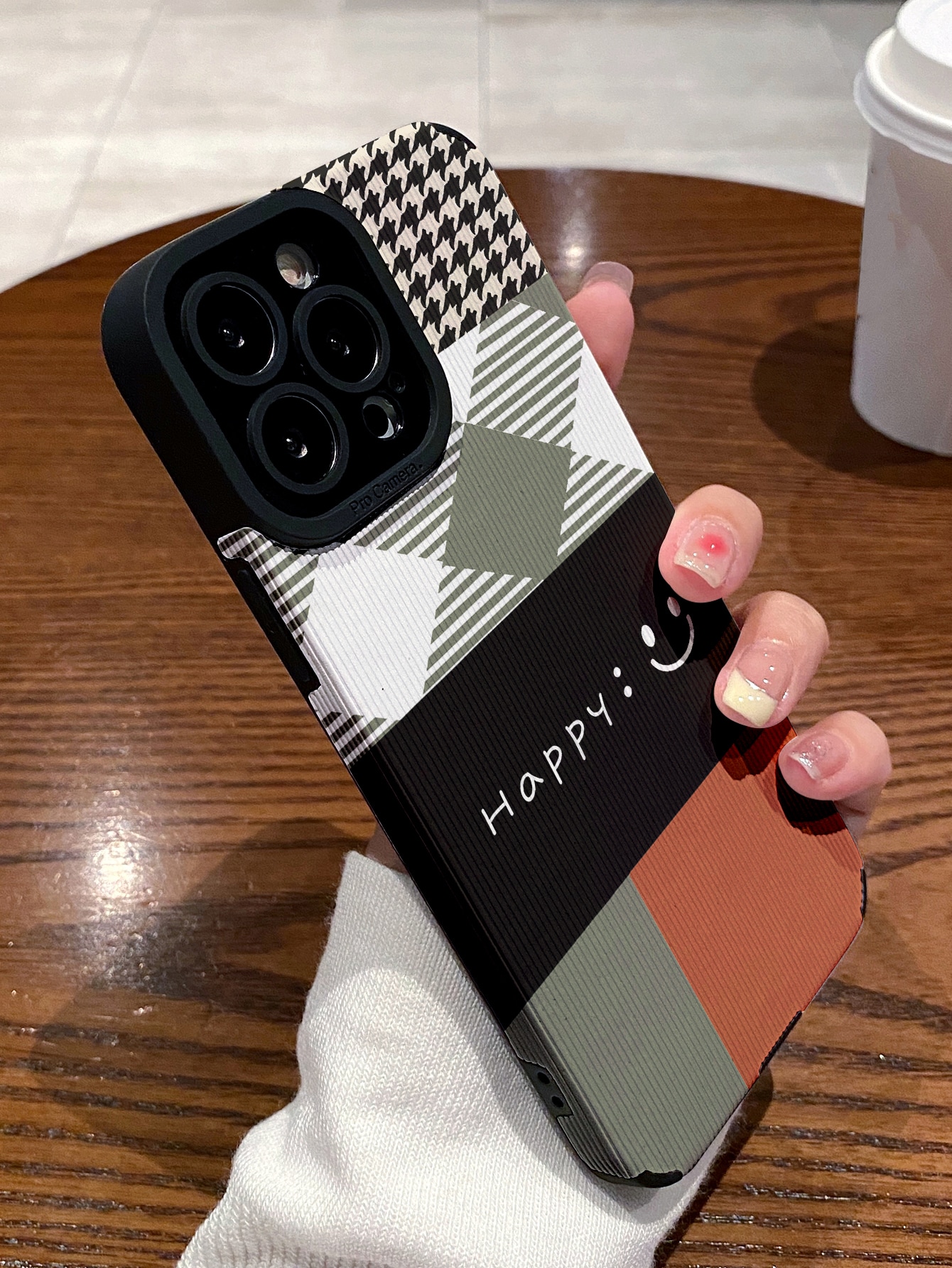 Letter Graphic Phone Case