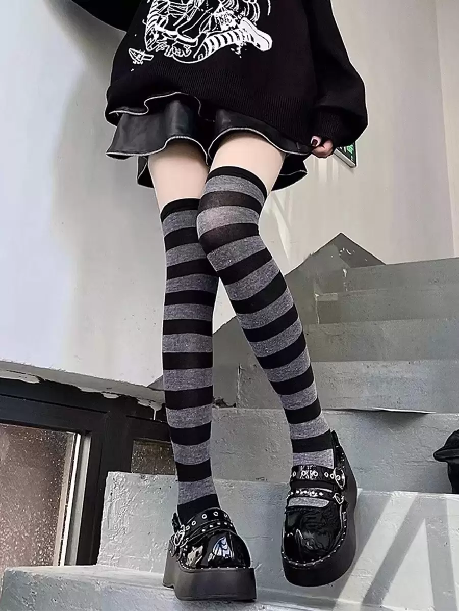 1pair Women's Y2k Black & Grey Striped Over-the-knee Socks, Street ...