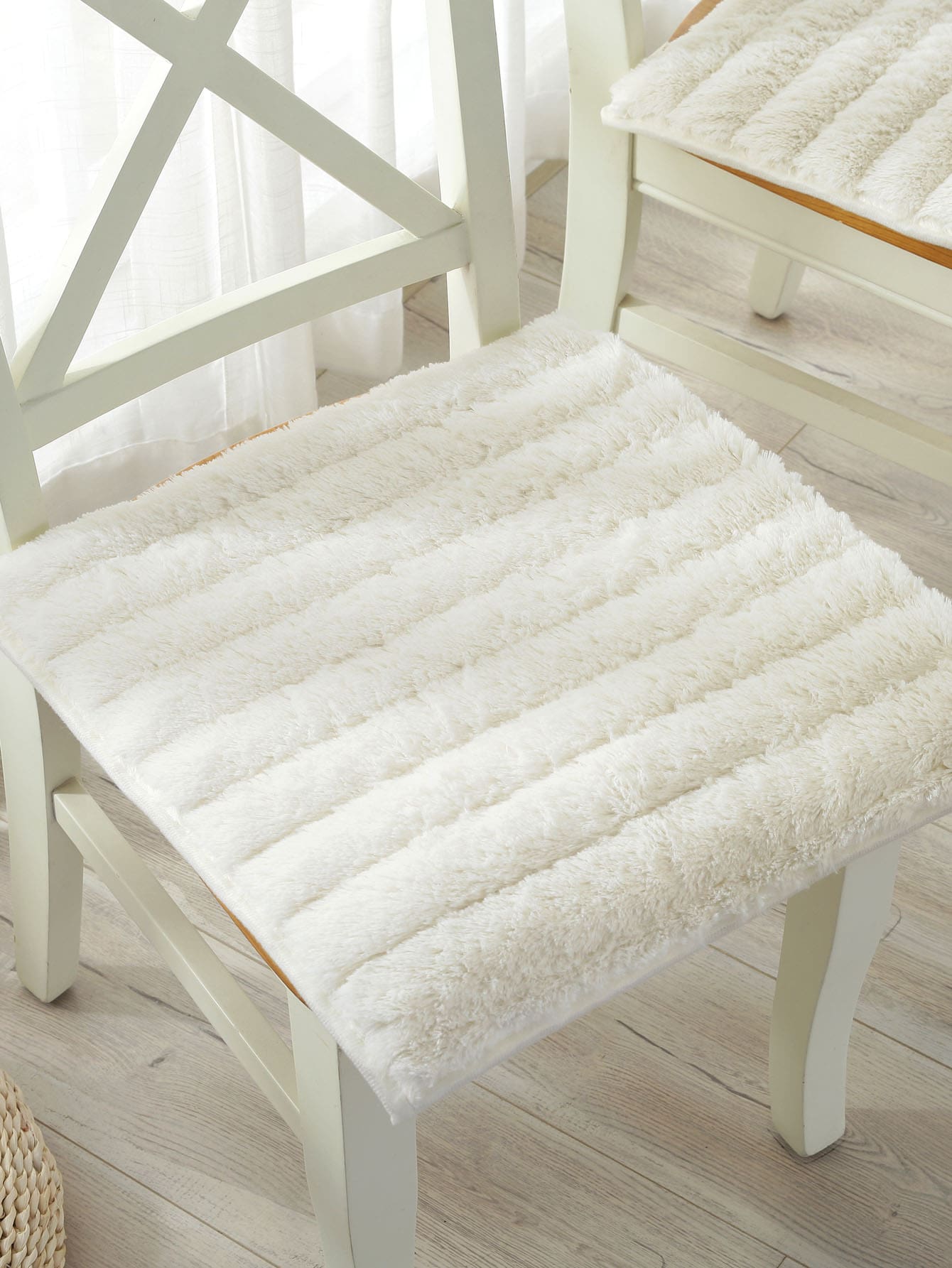 1pc White Chair Cushion, Minimalist Polyester Fuzzy Seat Pad For Home ...