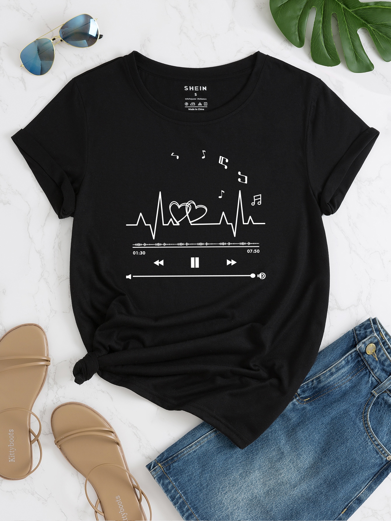 SHEIN Essnce Music Note And Heart Print Tee | SHEIN UK