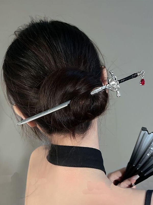 1pc Rhinestone Decor Sword Design Gothic Hair Pin | SHEIN