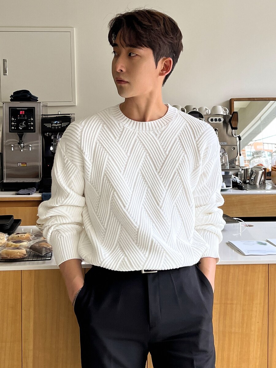 DAZY Men Solid Drop Shoulder Jumper | SHEIN UK