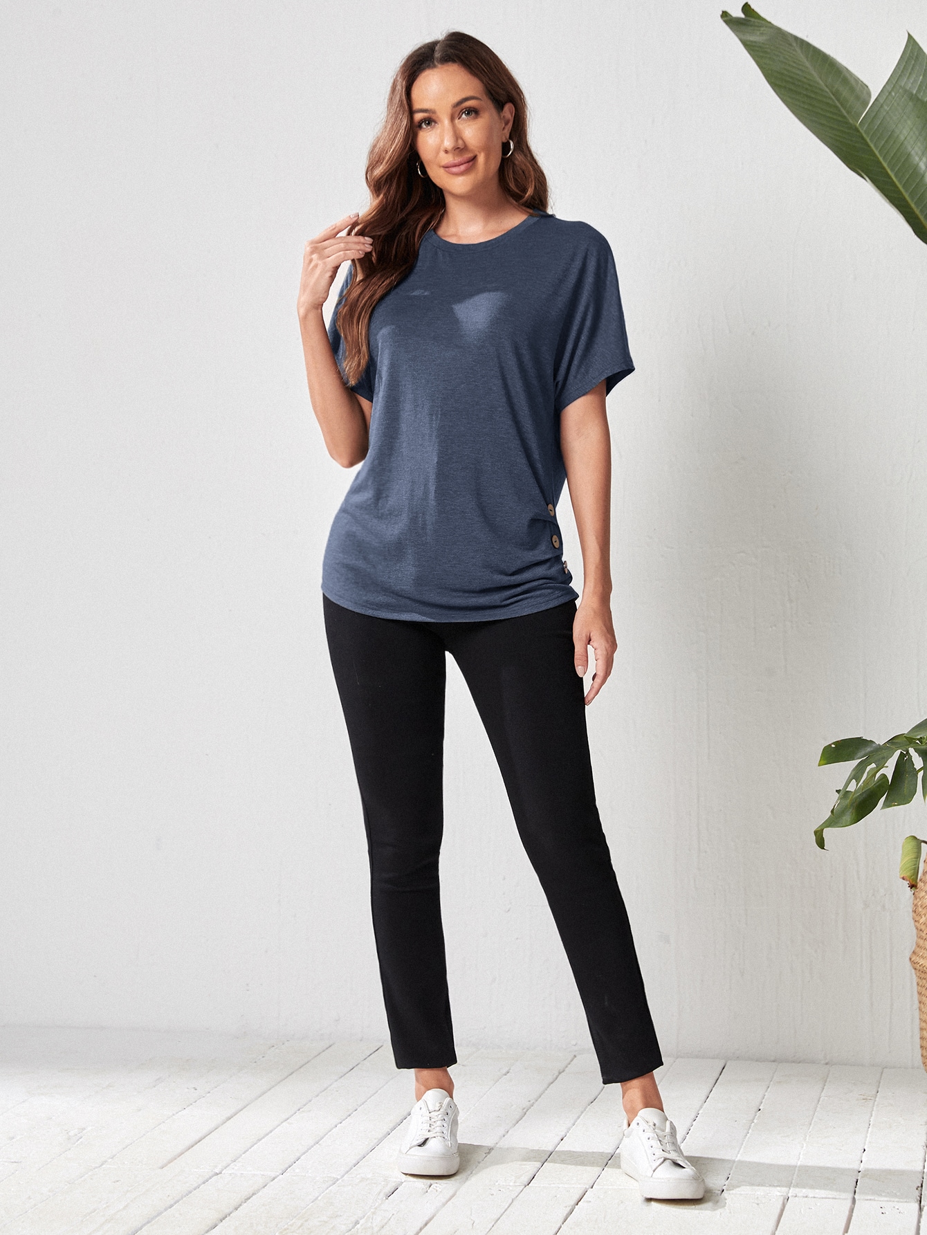 EMERY ROSE Button Side Ruched Solid Tee | SHEIN USA