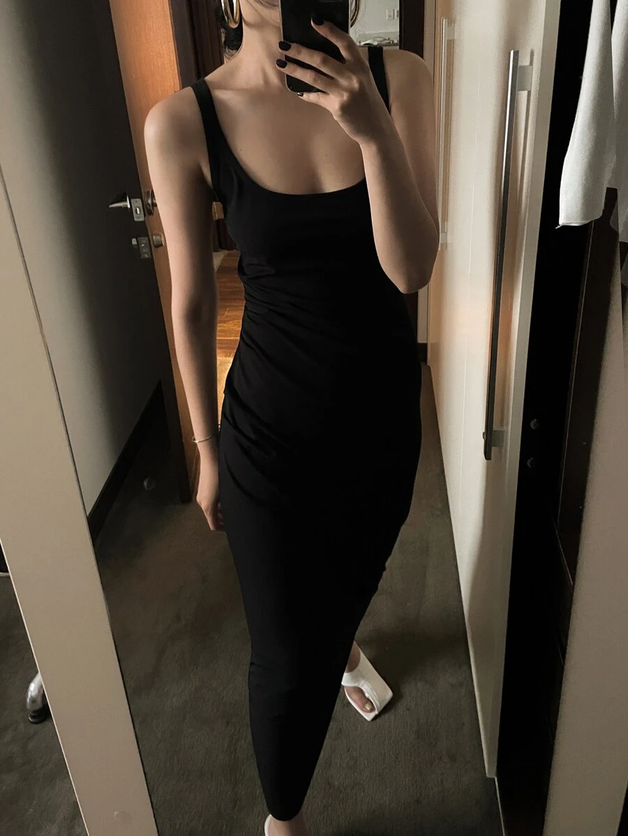 DAZY Solid Scoop Neck Tank Dress | SHEIN USA