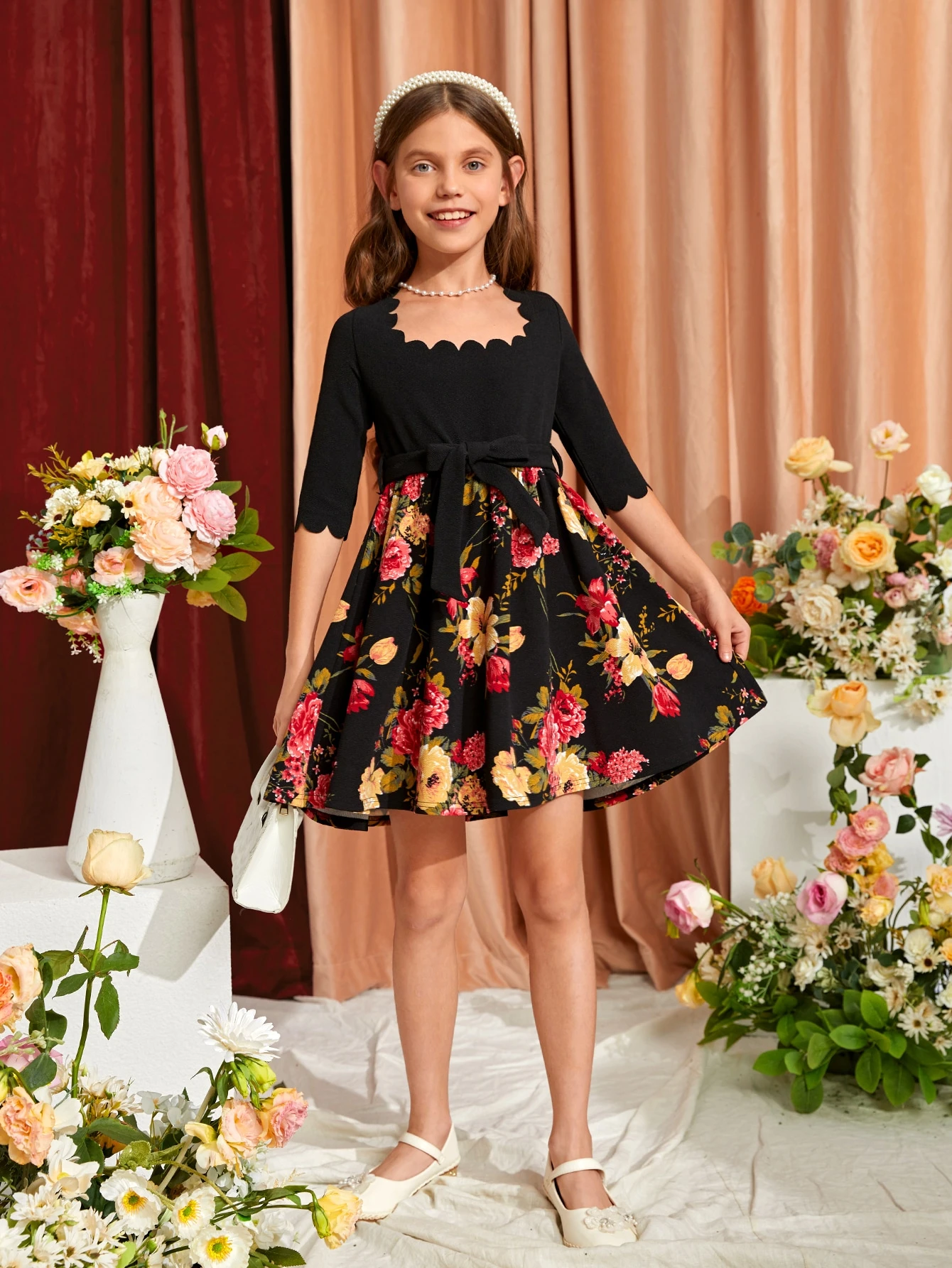 SHEIN Girls Floral Print Scallop Trim Belted Dress | SHEIN UK