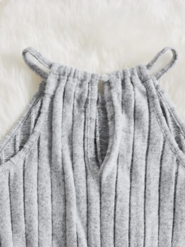SHEIN Kids EVRYDAY Girls Keyhole Back Ribbed Knit Halter Romper | SHEIN USA