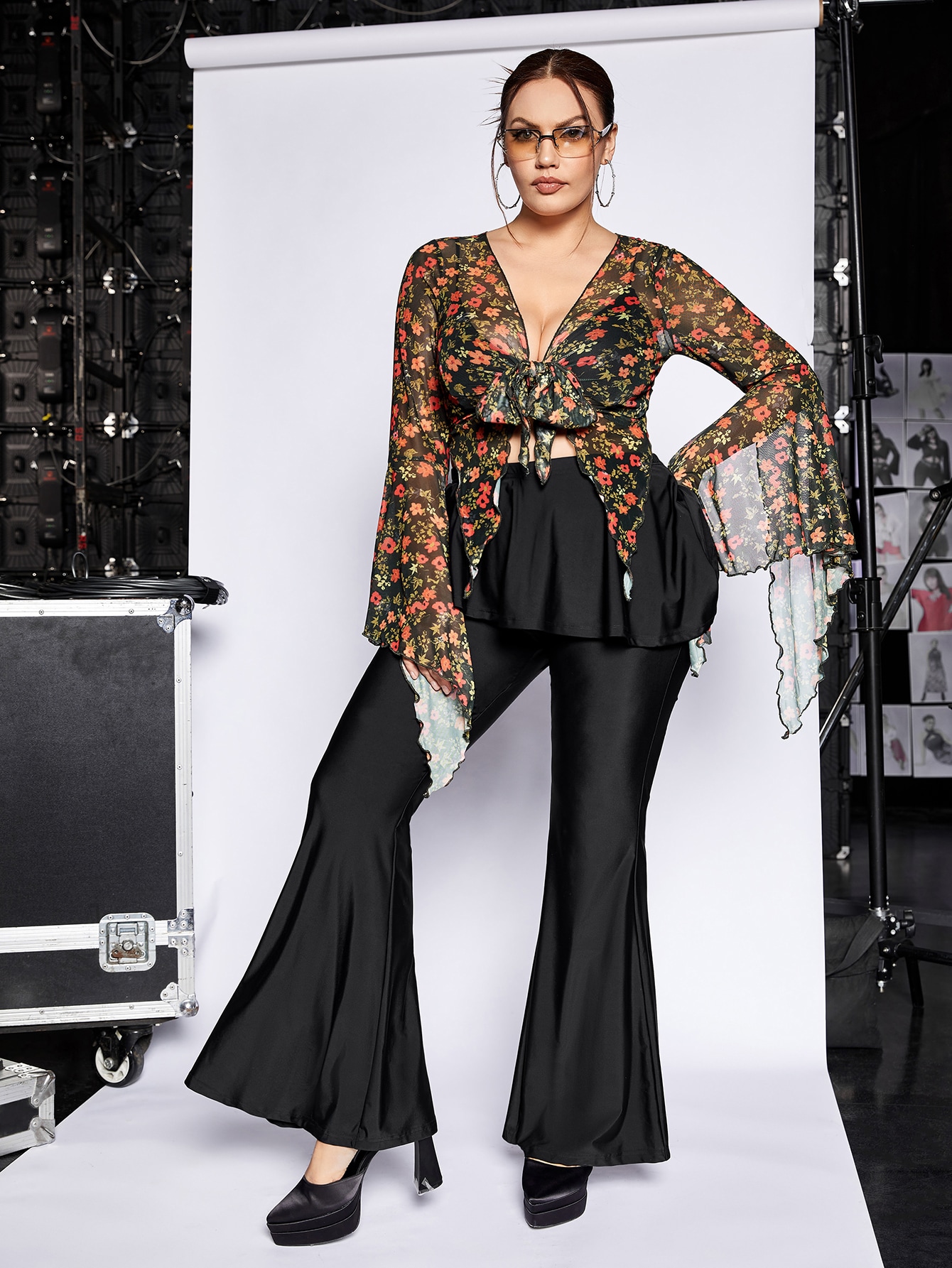 SHEIN ICON Plus Ruffle Trim Flare Leg Trousers | SHEIN UK