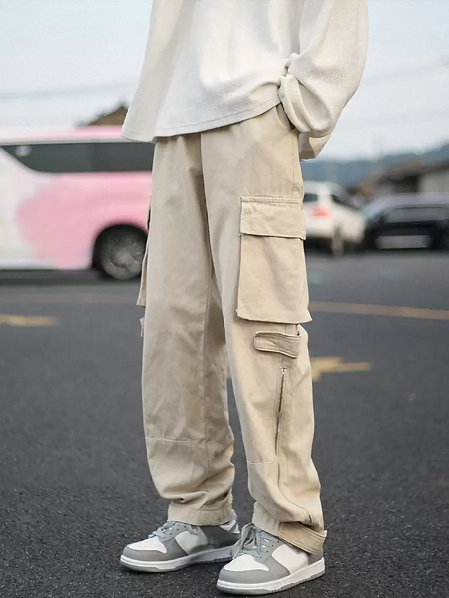Manfinity Hypemode Loose Fit Mens Cargo Pants With Flap Pockets Side