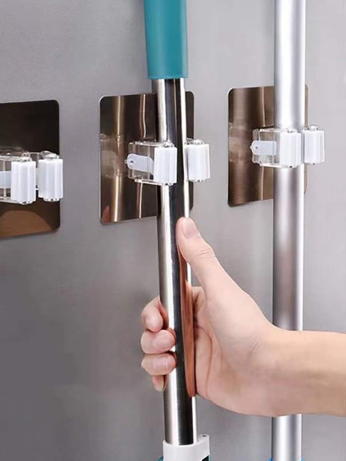 1pc Punch-free Mop Holder