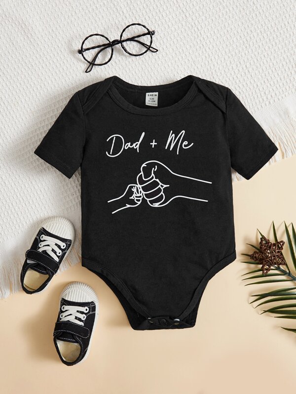 SHEIN Baby Boy Gesture & Letter Graphic Bodysuit | SHEIN USA