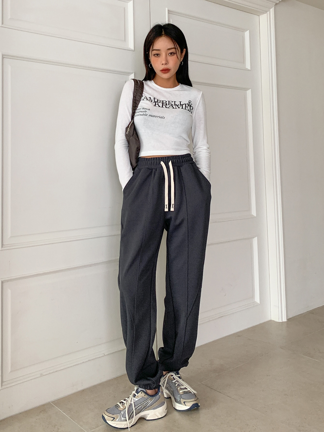DAZY Kpop Drawstring Waist Seam Detail Sweatpants | SHEIN USA