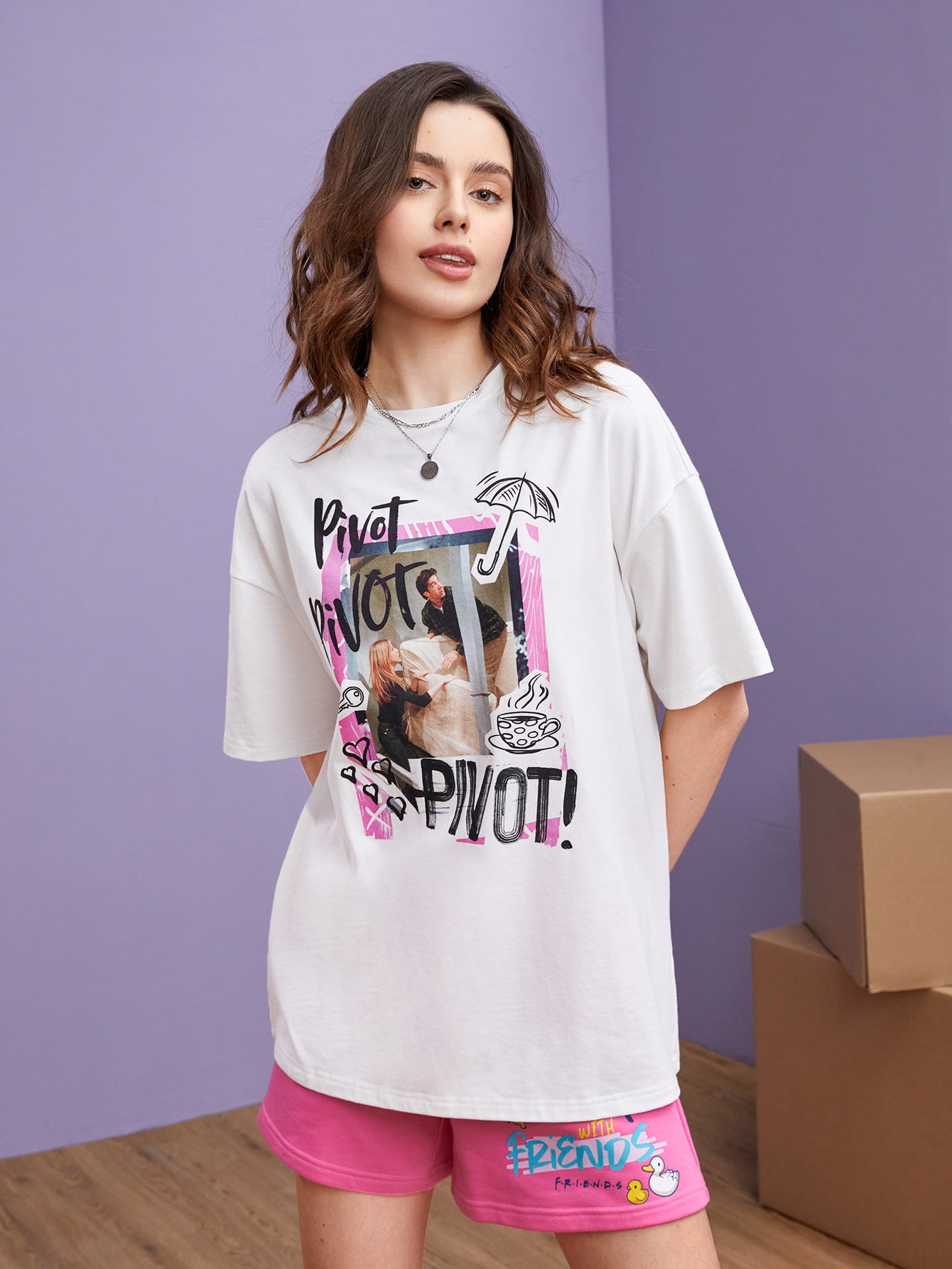 FRIENDS X SHEIN Slogan & Figure Graphic Drop Shoulder Tee | SHEIN UK