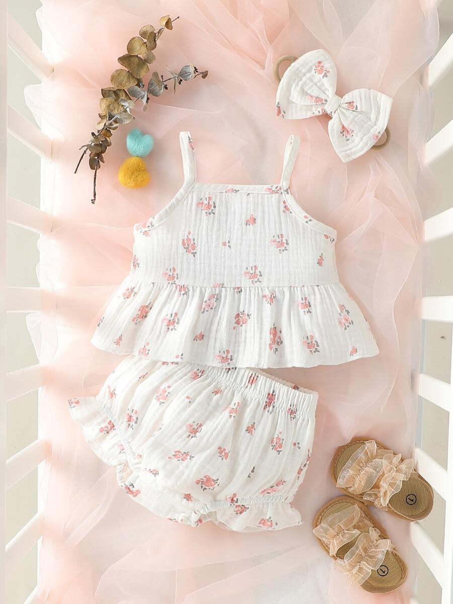 SHEIN Baby Girl Newborn Ditsy Floral Print Peplum Cami Top & Shorts ...