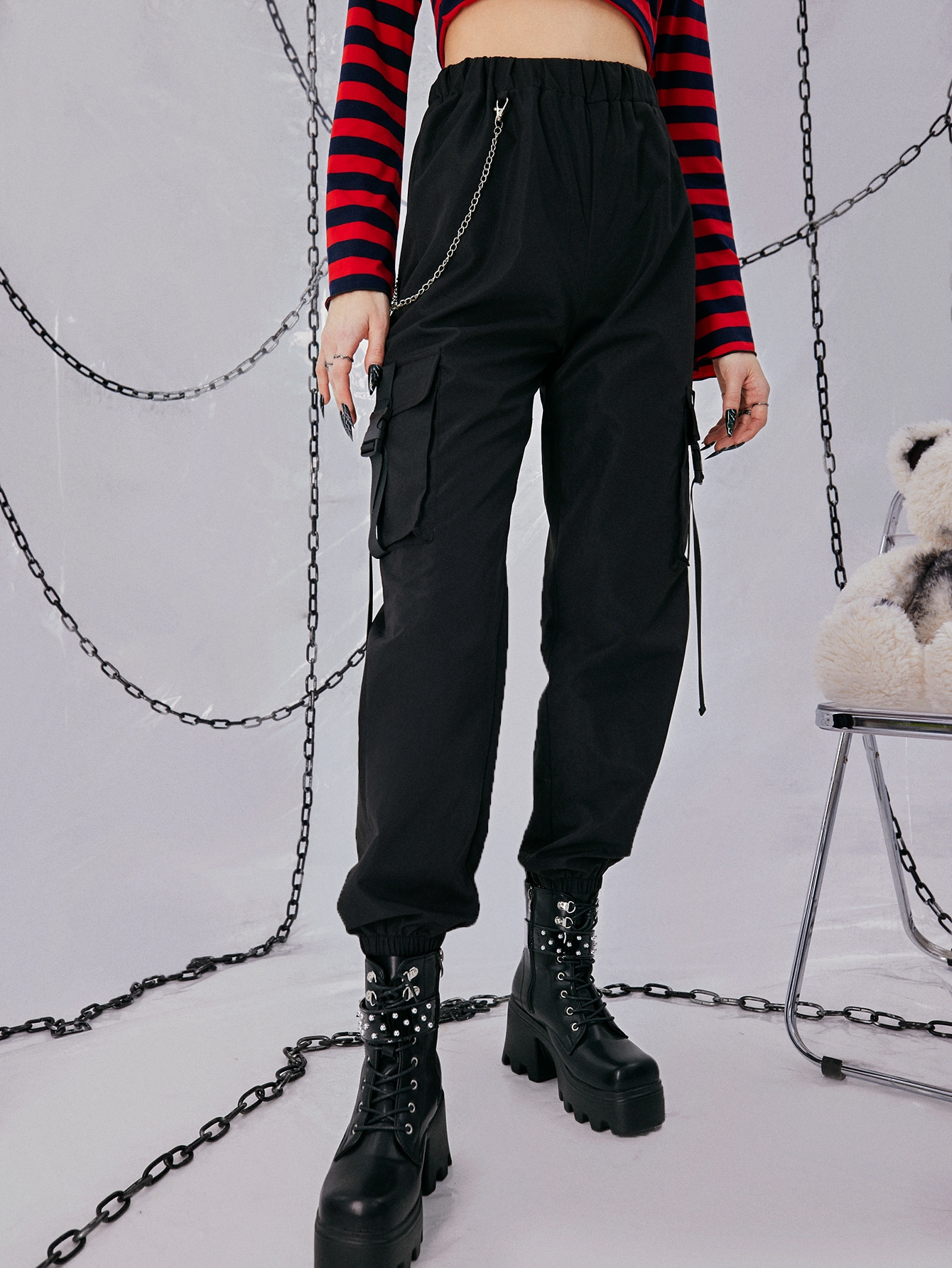 Grunge Punk Solid Chain Decor Pocket Cargo Pants | SHEIN UK