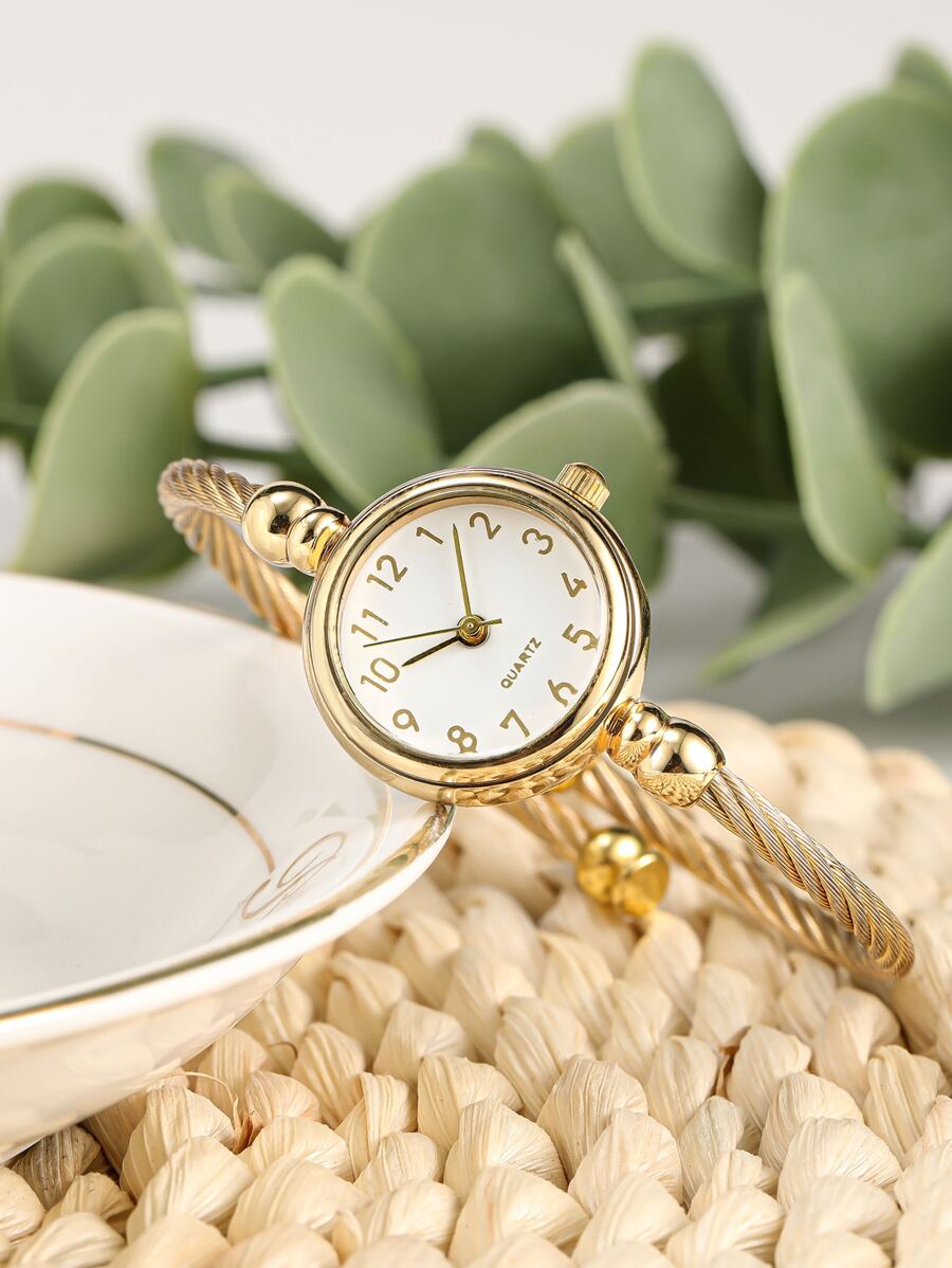 Round Pointer Quartz Watch | SHEIN UK