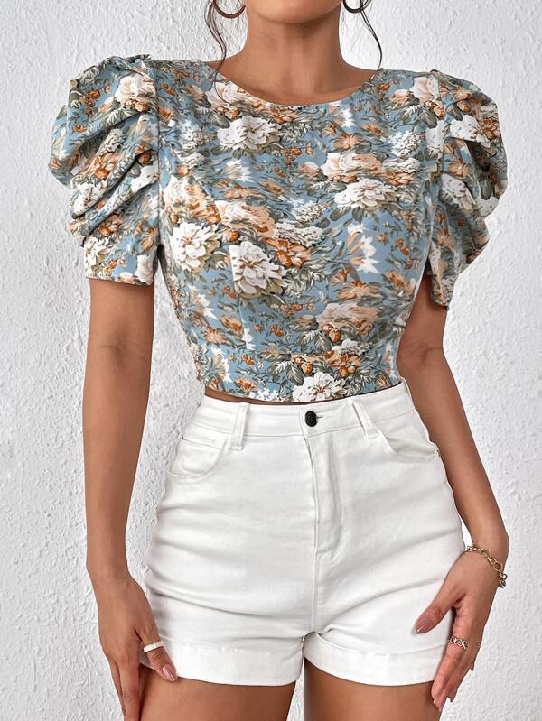 SHEIN VCAY Floral Print Puff Sleeve Crop Blouse | SHEIN USA