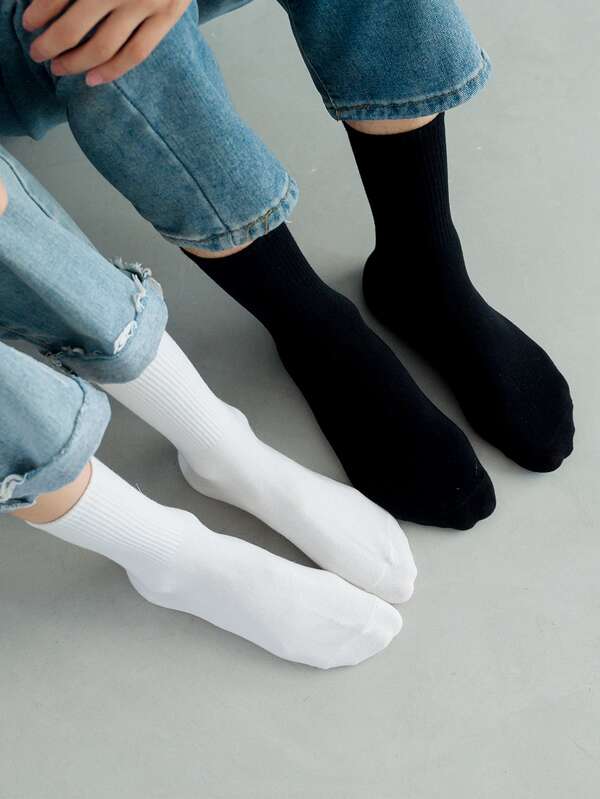2pairs Solid Crew Sock Sets Couple Socks | SHEIN USA
