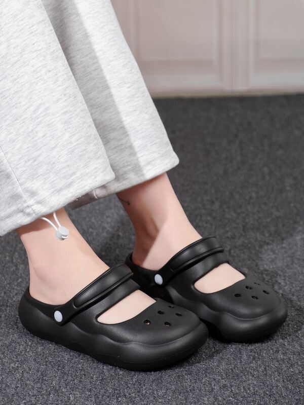 Cool Black Vented Clogs For Women, Cut Out Design Two Way Wear EVA ...
