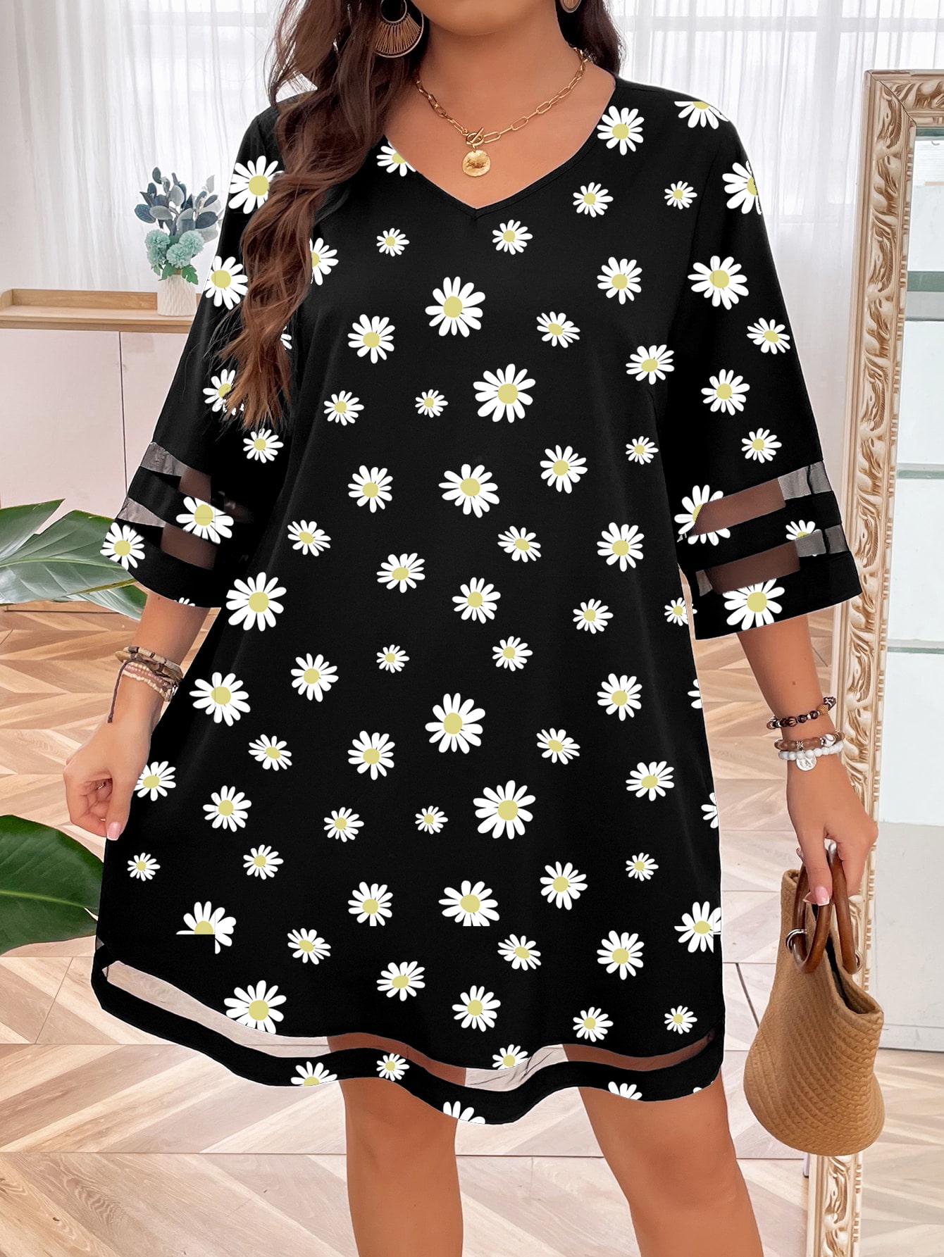 SHEIN LUNE Plus Daisy Print Contrast Mesh Insert Dress | SHEIN USA