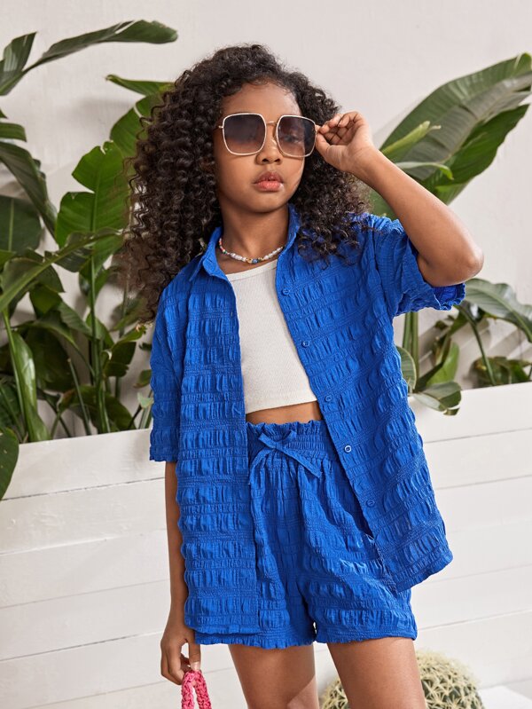 SHEIN Kids Cooltwn Girls Solid Drop Shoulder Shirt & Knot Front Shorts ...