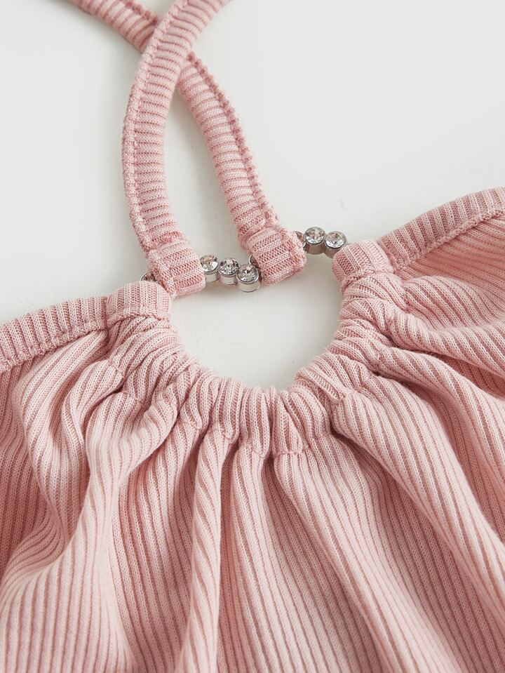 SHEIN MOD Solid Heart Ring Linked Halter Top | SHEIN UK