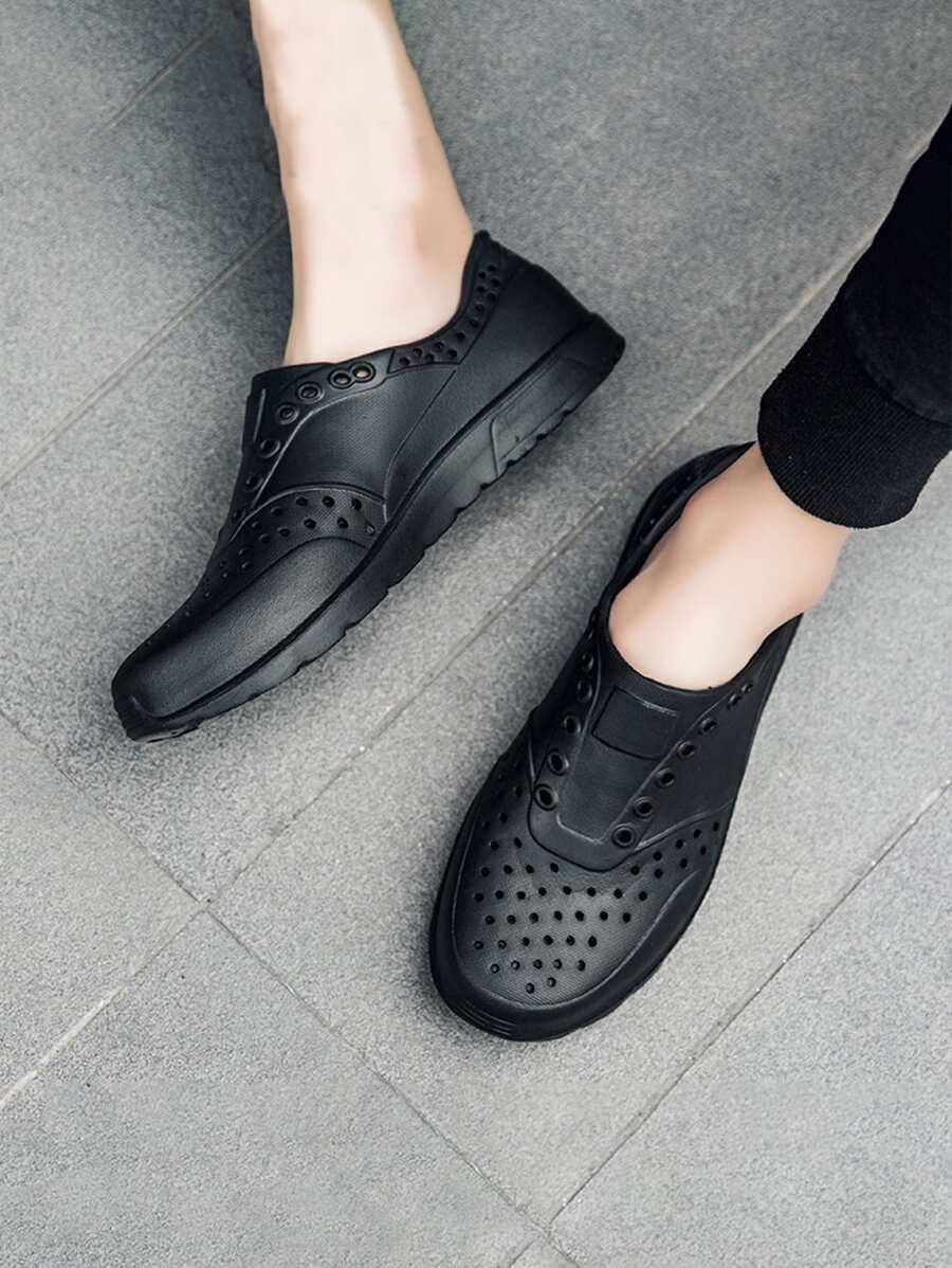 Men Hollow Design Slip On Clogs, Minimalist Black EVA Vent Clogs ...