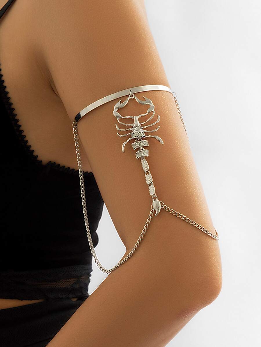Scorpion Decor Arm Cuff | SHEIN USA