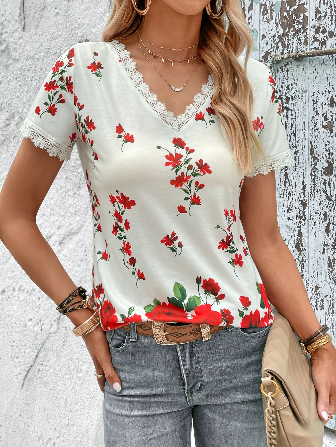 EMERY ROSE Floral Print Guipure Lace Trim Tee | SHEIN UK