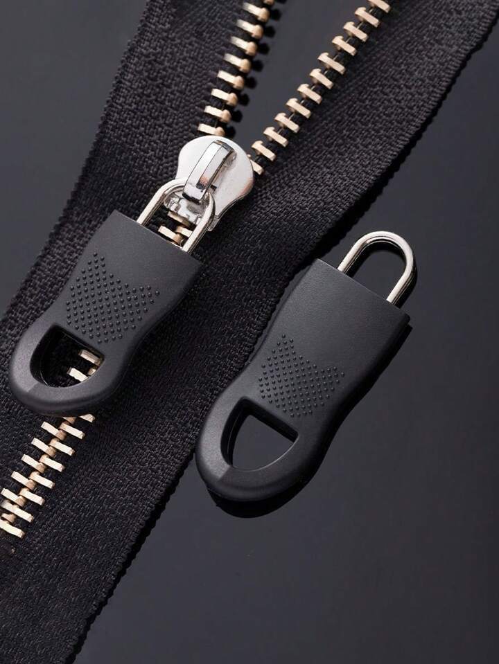 Plastic Zipper Pull