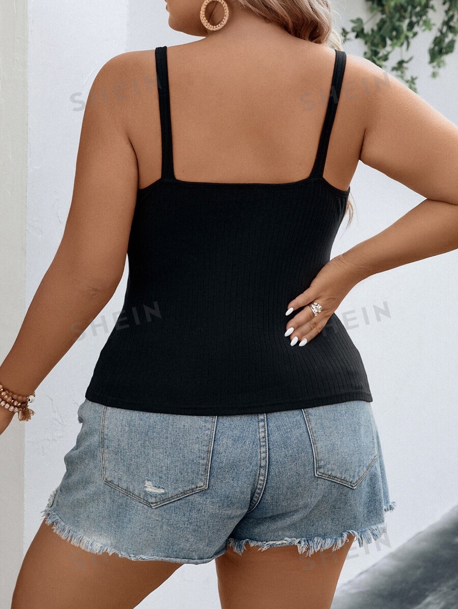 SHEIN Essnce Plus Half Zip Chain Detail Cami Top | SHEIN USA