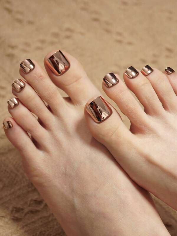 Upgrade Your Look with 24pcs Short Square Golden Metallic Gradient ...