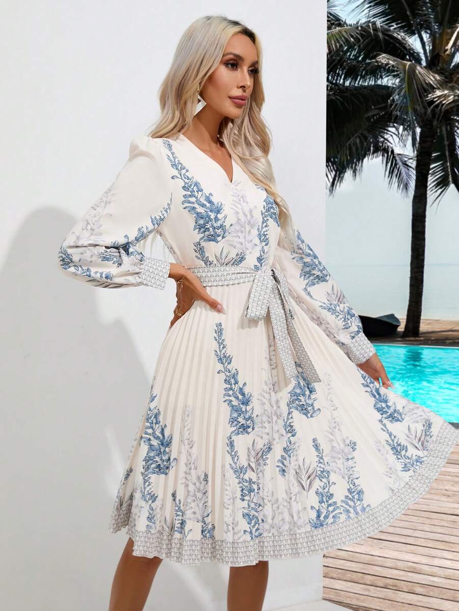 Aveloria Floral Print Pleated Hem Belted Dress | SHEIN USA