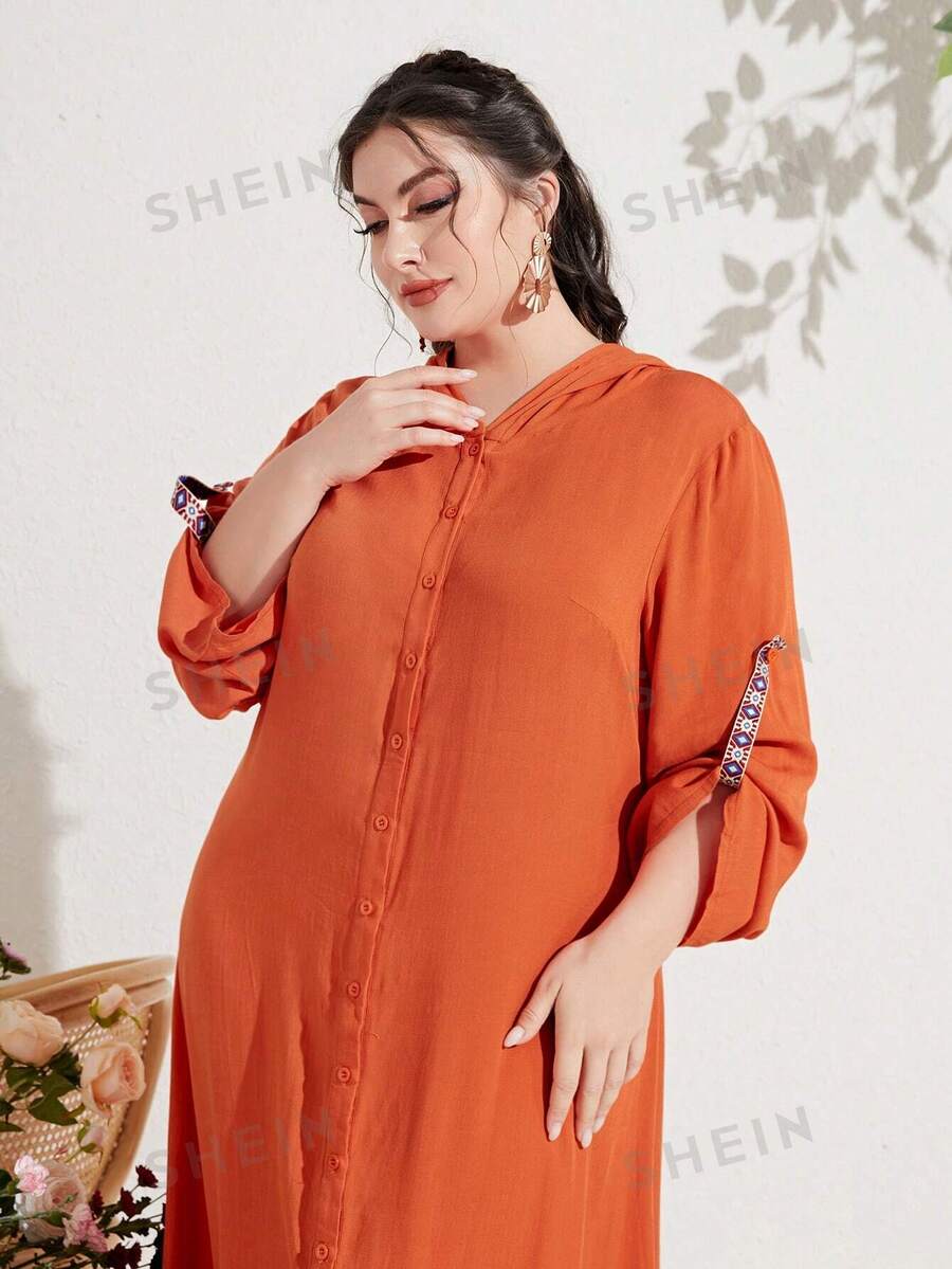 SHEIN Mulvari Plus Roll Tab Sleeve Curved Hem Hooded Arabian Dress ...