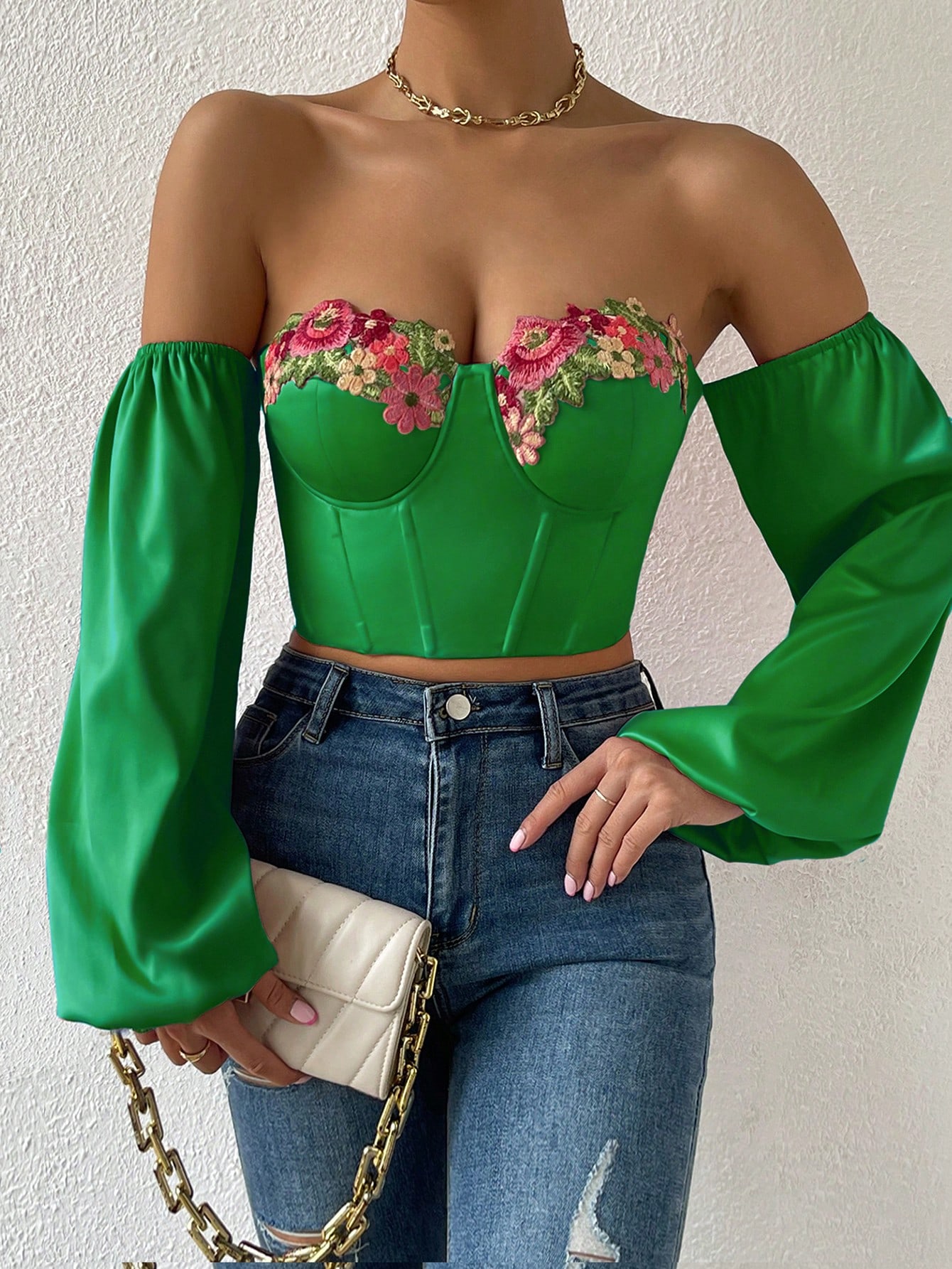 Shein Sxy Top Crop De Hombros Descubiertos Con Bordado Floral De Manga