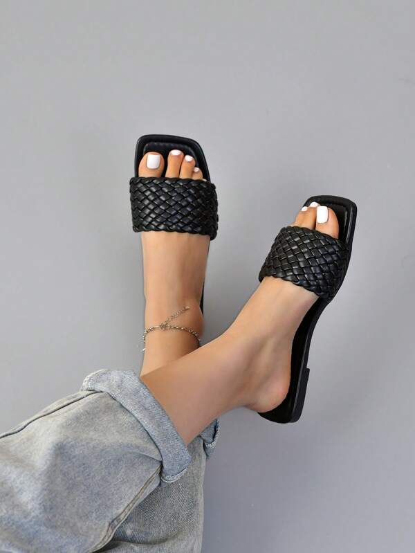Women Weave Detail Slide Sandals, Vacation Black Flat Sandals | SHEIN USA