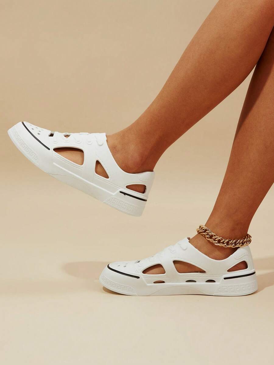 Women Cut Out Vented Clogs, Fashion Outdoor EVA Clogs | SHEIN USA
