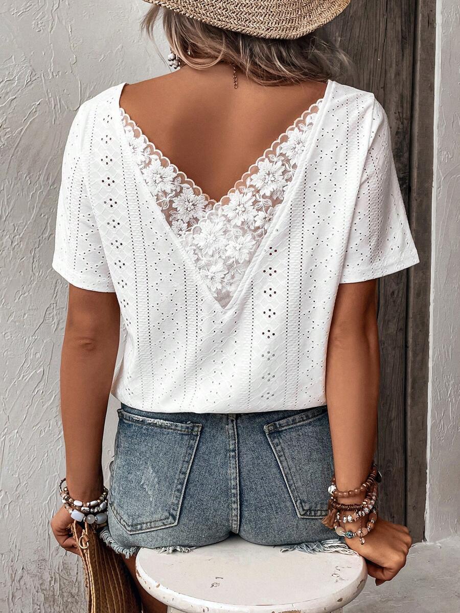 SHEIN Holidaya Camiseta con encaje en contraste con bordado con ojal | Mode de Mujer | SHEIN España