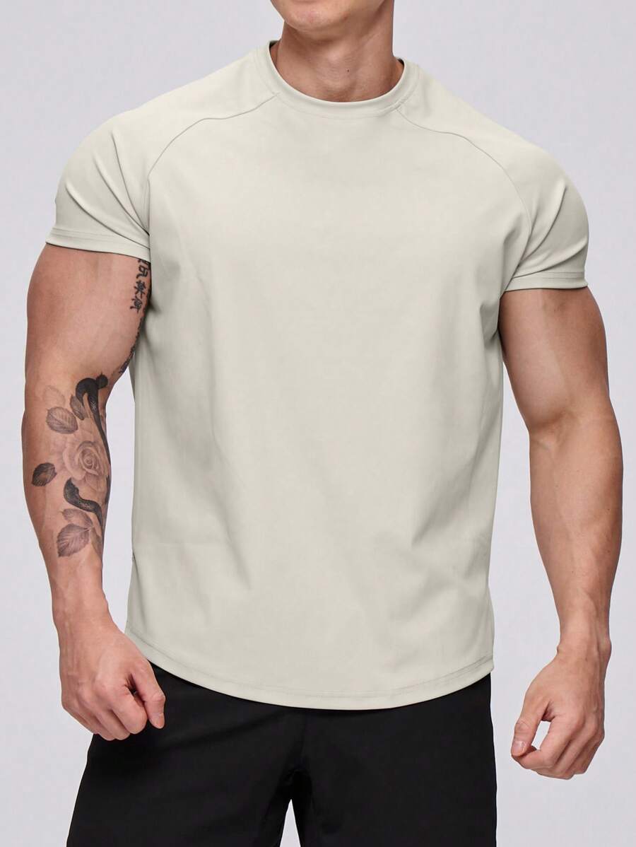 Manfinity Fitness Manfinity Fitness Men Solid Raglan Sleeve Sports Tee ...