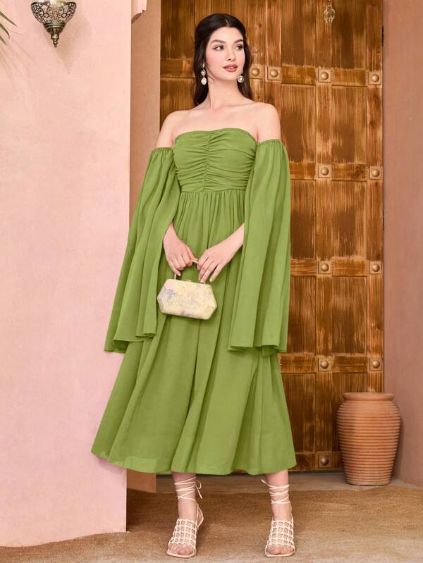 SHEIN Modely فستان مكشوف الكتف طية صدر اكمام عباءة | شي إن