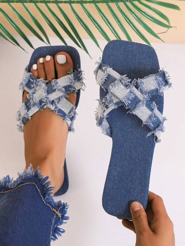 Women Plaid Pattern Raw Trim Criss Cross Flat Sandals, Fashionable ...