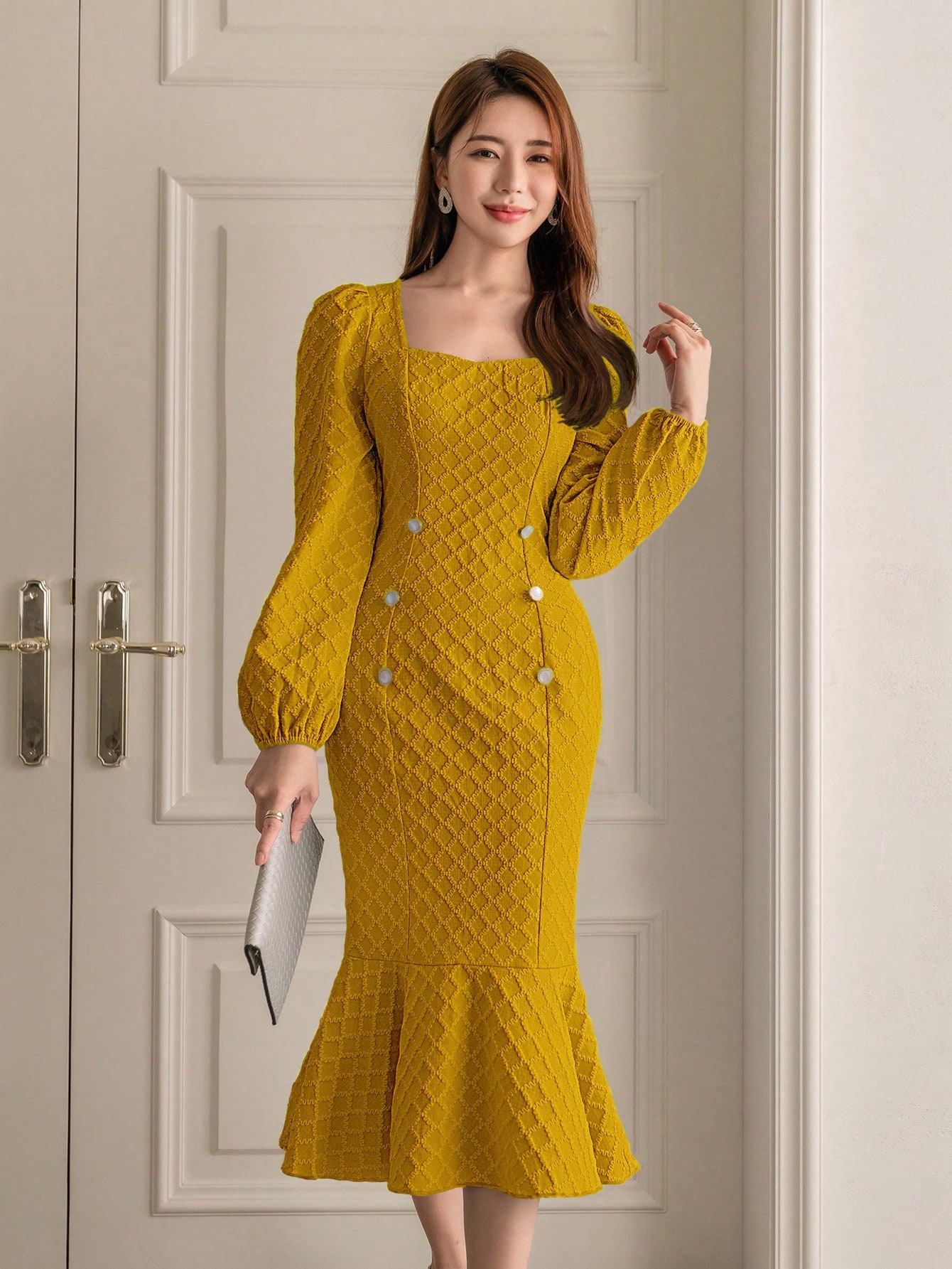 Shein Modely Vestido De Cuello Cuadrado De Manga Farol Bajo Sirena