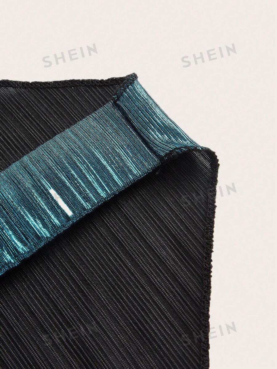 SHEIN ICON Concert Outfits Metallic Bandana Hem Halter Top | SHEIN USA