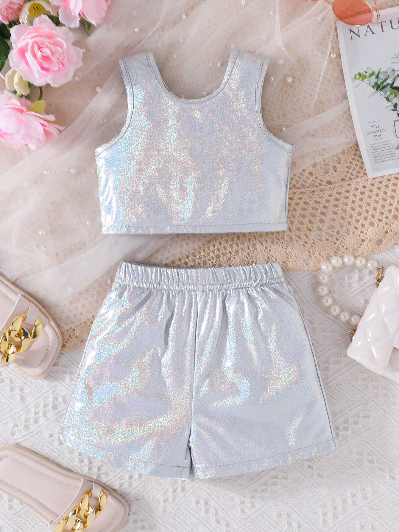 SHEIN Kids HYPEME Toddler Girls Holographic Tank Top & Shorts