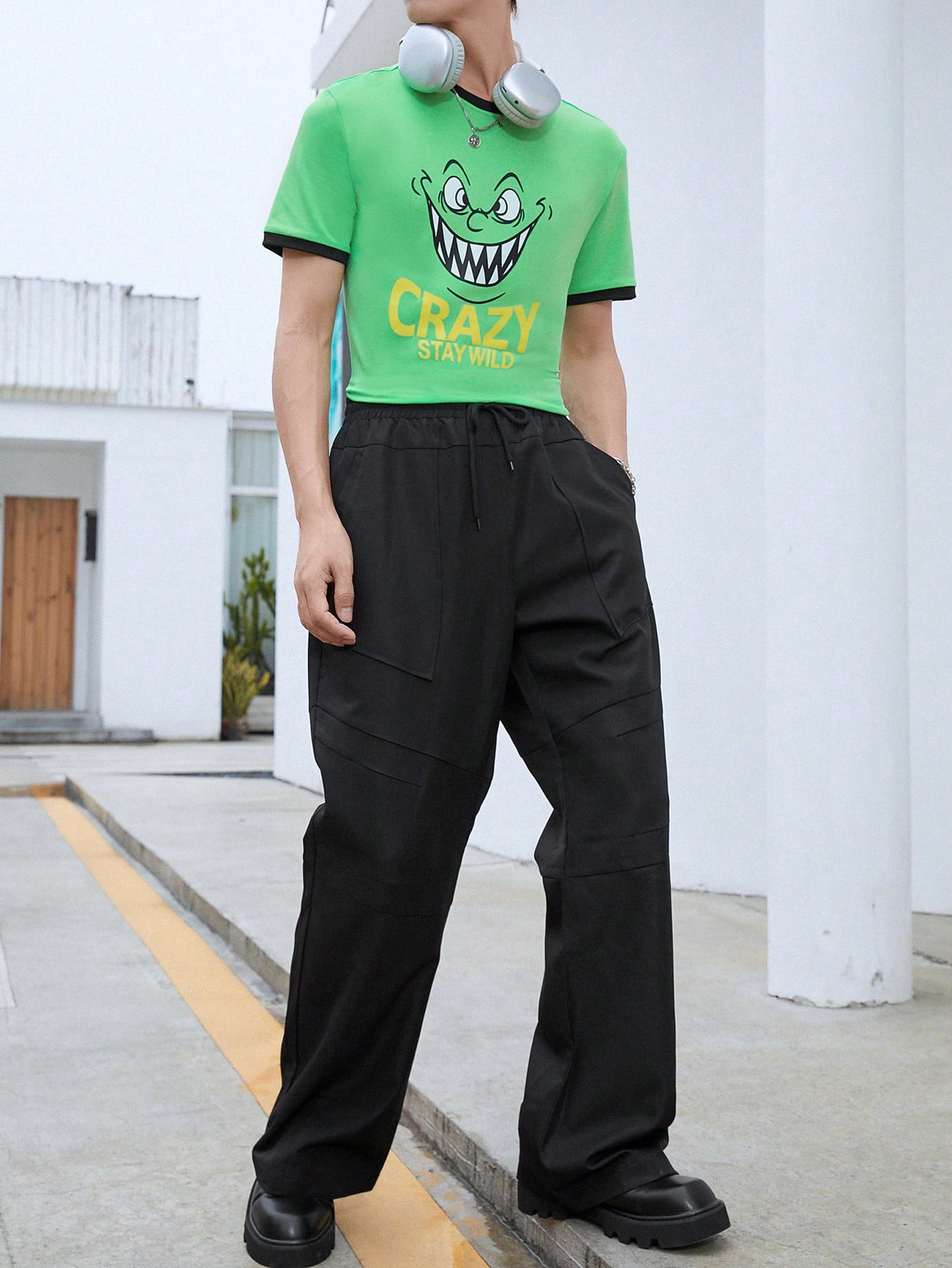 Manfinity EMRG Men Cartoon & Slogan Graphic Contrast Trim Tee | SHEIN USA