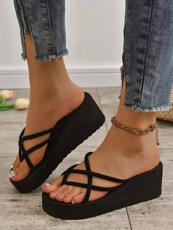 Women Criss Cross Flip Flops, Fashion Black Faux Suede Flip Flops for ...